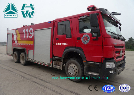 Howo 266 Hp Emergency Rescue Fire Fighting Truck  6 X 4 With High Pressure Pump