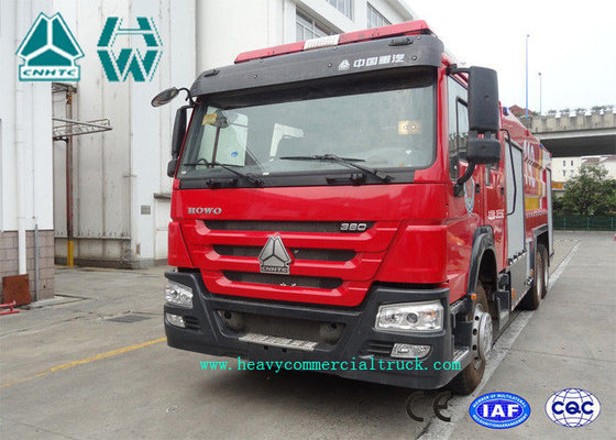 Howo 266 Hp Emergency Rescue Fire Fighting Truck  6 X 4 With High Pressure Pump