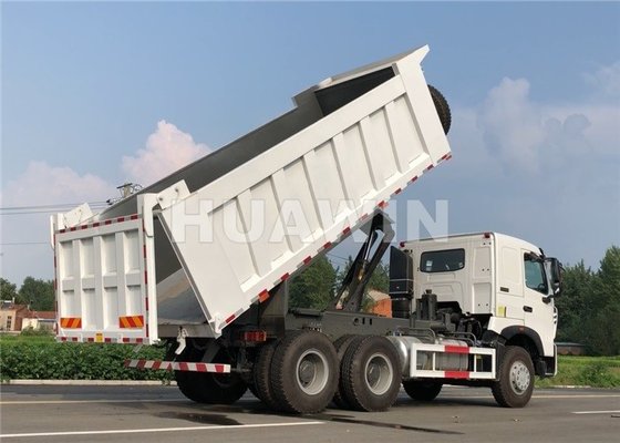 SINOTRUK Howo Mining Dump Truck Middle Lifting 30t 5400*2300*1500mm Cargo Box