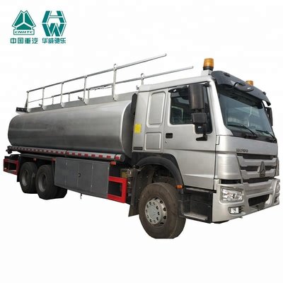 Large Capacity Oil Tanker Trailer / High Power Heavy Duty Truck Fuel Tanks