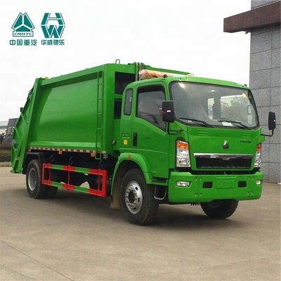 Green Compactor Garbage Truck / Diesel Fuel Garbage Collection Trucks