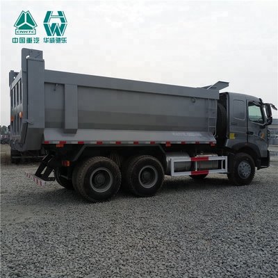 Good Sealing Structure Mining Dump Truck For Construction Business 9.726L