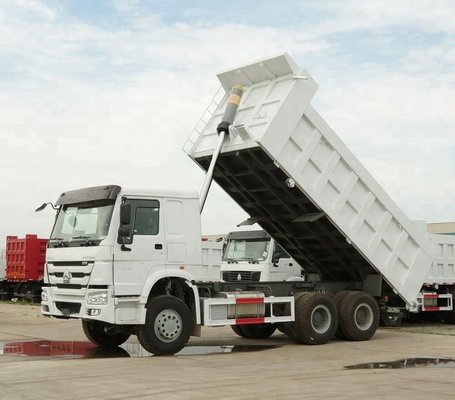 Multi Color 16 Cubic Meter Mine Dump Truck / 10 Wheel HOWO 6x4 Dump Truck