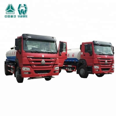 Customized Color Water Tank Truck For Landscape Engineering / Mining Area