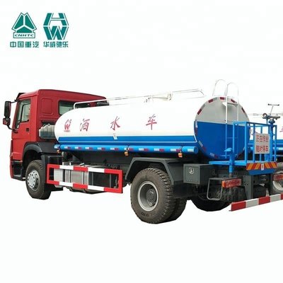 Large Capacity Water Tank Truck For The Flushing Of Various Roads / Trees