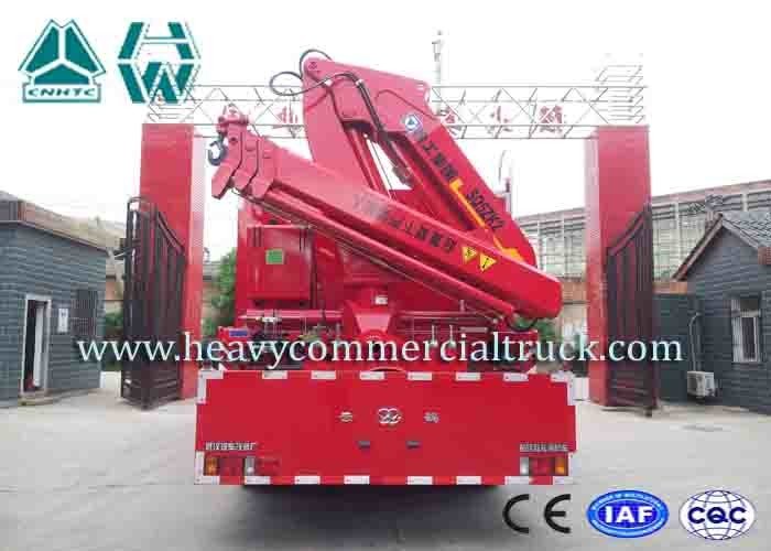 Red ISUZU Rescue Fire Fighting Truck For Oil Jetty , Fire Service Vehicles