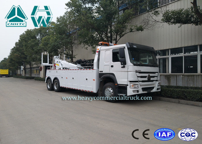 LHD Multi - Way Valve HOWO 6 × 4 Road Recovery Wrecker Tow Truck 371H
