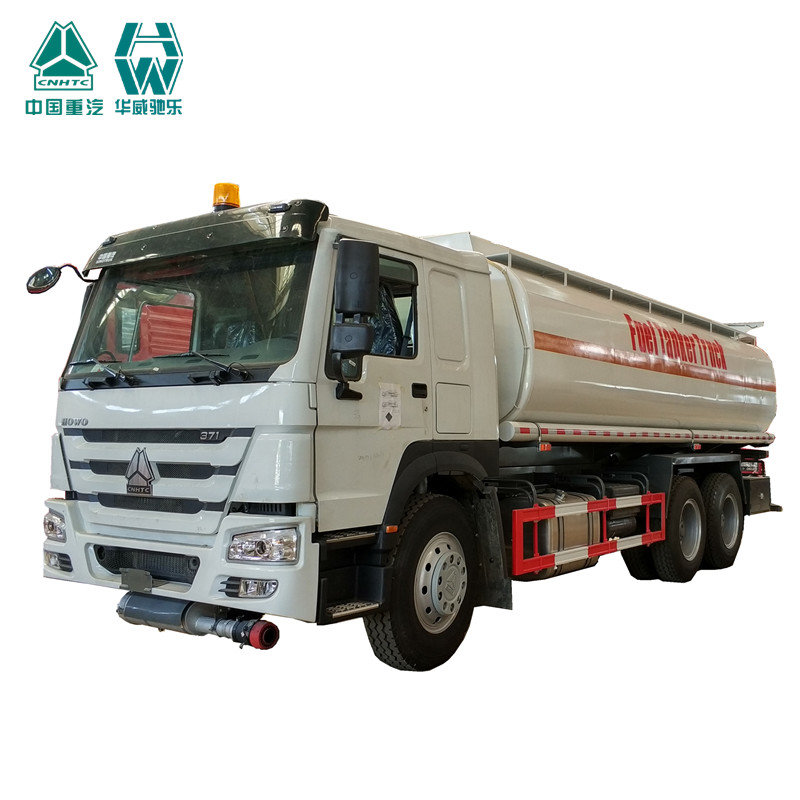 Large Capacity Oil Tanker Trailer / High Power Heavy Duty Truck Fuel Tanks