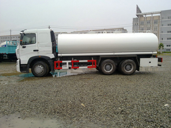 Diesel Fuel Trailer 3 Axle / Fuel Storage Trailer 10000x2500x3400mm