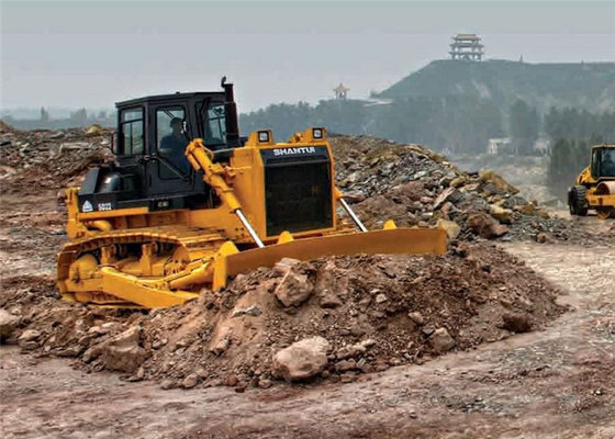 R Type Blade Swamp Hydraulic Bulldozer 162kw Cabin Fops 6.8 m3 Capacity supplier