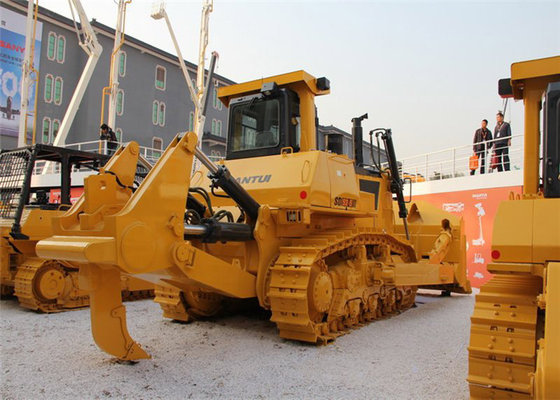 Heavy Duty 520 Horsepower Crawler Bulldozer , Construction Large Bulldozer Machine Crawler Loader supplier