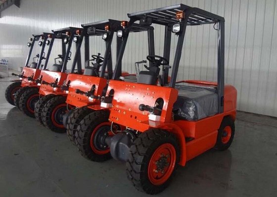 2000kg Diesel Industrial Forklift Truck With Isuzu Engine 3000mm - 6000mm Mast Automatic Transmission supplier