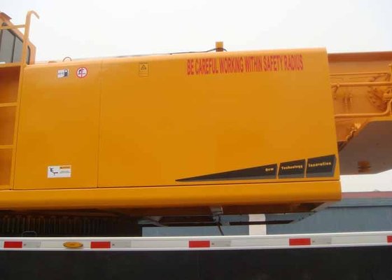 Industrial Mobile Hydraulic Truck Crane Lift Machine For Construction 50 Ton supplier