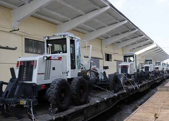 Road Construction Heavy Equipment Grader Machine Middle Blade 7300mm supplier