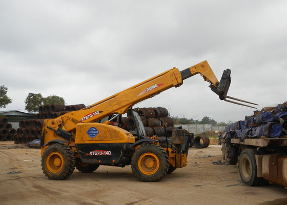16.7 m Lifting Height Rough Terrain Telescopic Forklift With Cummins Engine supplier