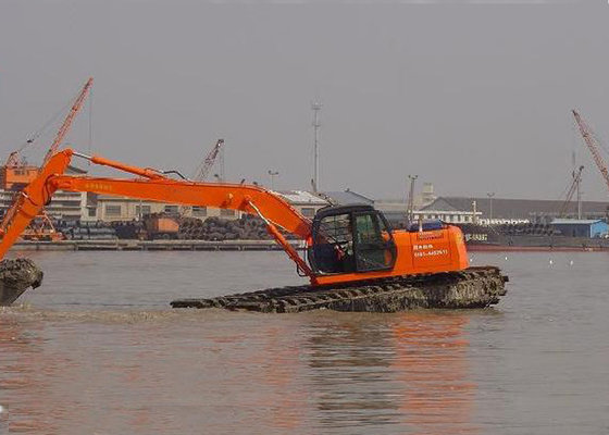 0.6 m3 Bucket Capacity Pontoon Swamp Buggy Excavator For Extremist Environment supplier