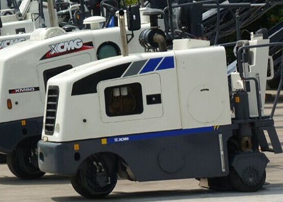 Crawler Road Milling Machine 209/2100Kw/Rpm 0-32m/Min 21500kg QSC8.3 Engine supplier