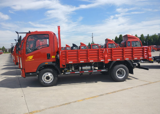 2800mm Wheelbase Light Duty Trucks For Cargo Transport 84HP Engine