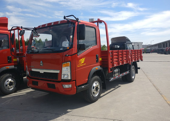2800mm Wheelbase Light Duty Trucks For Cargo Transport 84HP Engine