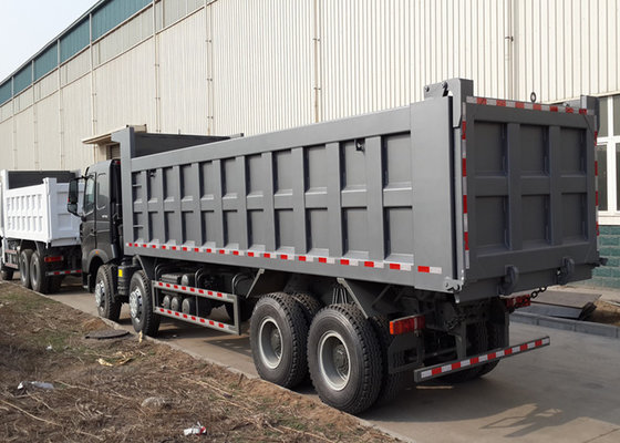 Sinotruk HOWO A7 8x4 Tipper Truck , 30 - 50 Ton Dump Truck 420HP Diesel Engine