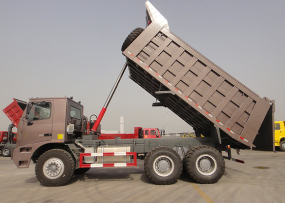 10 Wheels 70 Ton Dump Truck , 371HP HOWO Mining Dump Truck 14.00 - 25 Tire