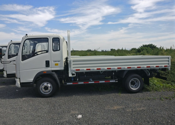 Les camions commerciaux légers de Cummins Engine, 130HP 6 roule le camion léger
