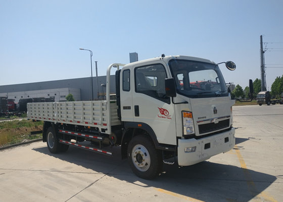 5 Ton Load Small Commercial Trucks 4x2 Driving Type 3360mm Wheel Base