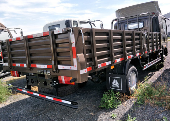 12 Ton Sinotruck Howo Cargo Truck For Short Distance Transport 115HP Engine