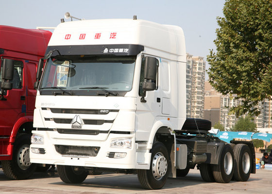10 Wheels Sinotruk Prime Mover Truck 336HP Double Axles 102km/h Max Speed