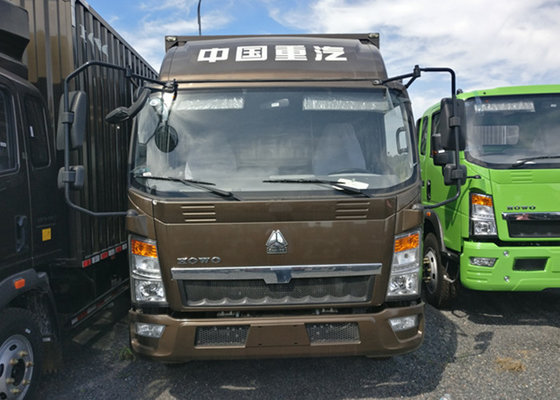 7 tonnes 4x2 sèchent le camion de boîte, petit camion de cube en moteur 110HP pour le transport
