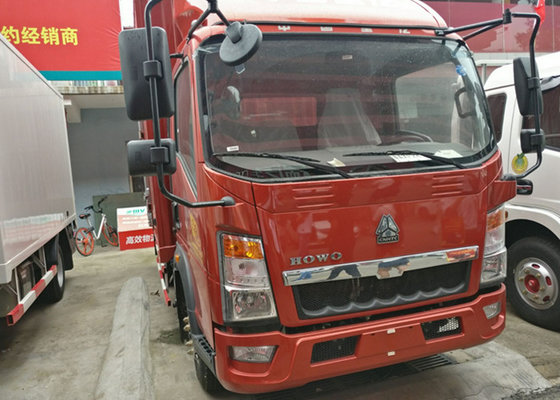 12 Ton 4x2 Mini Box Truck Two Seats With Single Sleeper 13 Cubic Meter Volume