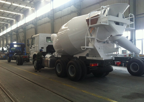 30 camion de mélangeur de la tonne 6x4 HOWO, cabine HW76 camion concret de transport de 10 mètres cubes