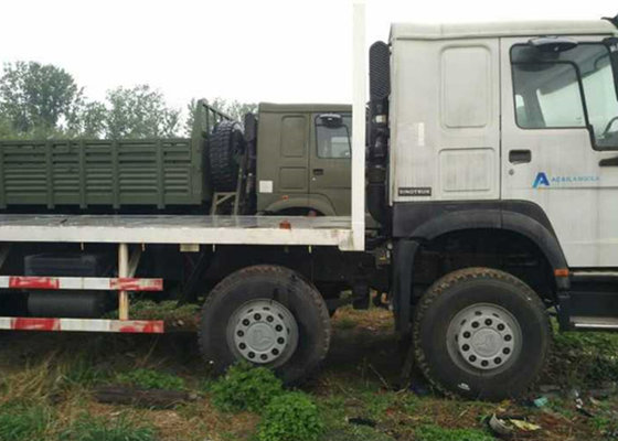 8x4 Low Flatbed Truck , Heavy Duty Flatbed Platform Truck HW19710 Transmission