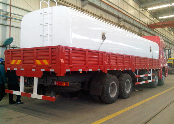 8x4 Heavy Cargo Truck HOWO HW76 Cabin Single Sleeper 30 - 40 Ton Loading