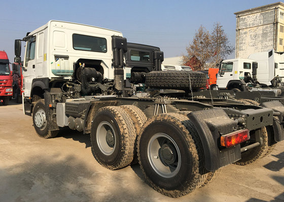 80R22.5 Radial Tire Prime Mover Truck HOWO76 Long Cab Single Sleeper