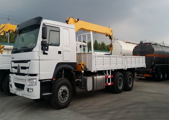12T Truck Mounted Crane 6x4 Driving Type EURO II Emission Standard