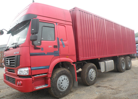 Closed Box Heavy Commercial Trucks 8x4 Driving Type 45 Cubic Meter Volume