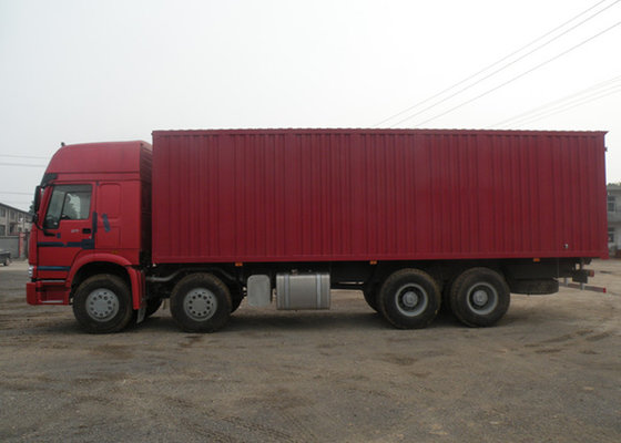 Closed Box Heavy Commercial Trucks 8x4 Driving Type 45 Cubic Meter Volume