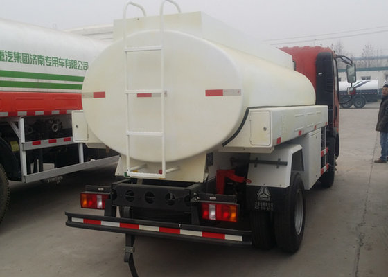 6 Wheels Oil Tanker Truck 91HP Diesel Engine 5 Ton Payload Capacity