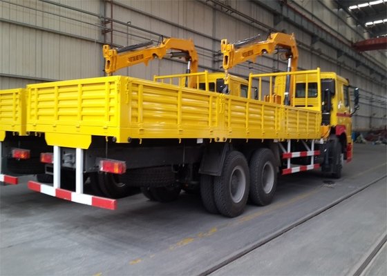 8 - 12 Ton Crane Truck , 6x4 ZF Steering Cargo Truck With Crane HW76 Lengthened Cabin