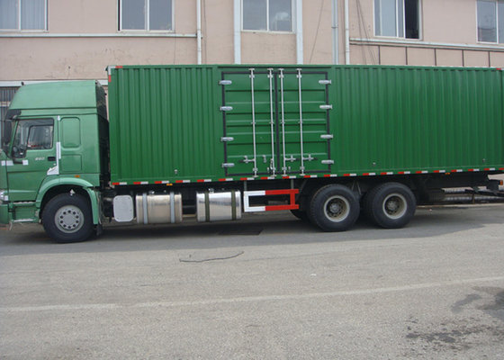 Heavy Duty Cargo Box Truck 80R22.5 Tire 6x4 Driving Type ZF8118 Left Driving