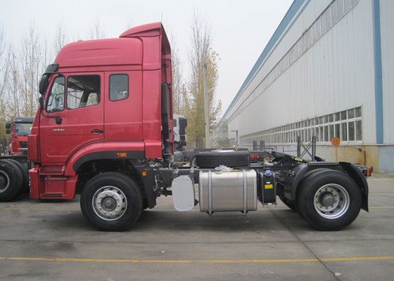 Professional Heavy Commercial Trucks 4x2 Tractor Trucks Euro 2 30 Ton Capacity