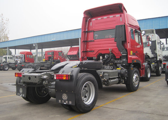 Professional Heavy Commercial Trucks 4x2 Tractor Trucks Euro 2 30 Ton Capacity