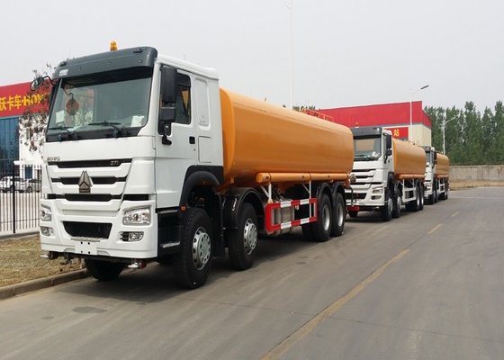 volume de réservoir du moteur 400L du camion-citerne aspirateur de l'eau de 8x4 SINOTRUK HOWO 371HP