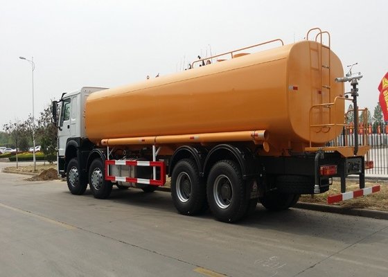 volume de réservoir du moteur 400L du camion-citerne aspirateur de l'eau de 8x4 SINOTRUK HOWO 371HP