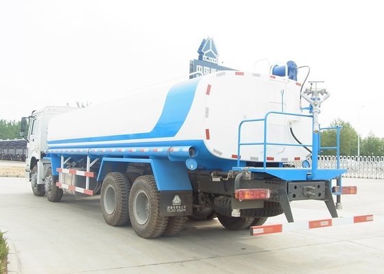 371HP Water Container Truck , 8x4 HW13710 Transmission Water Spray Truck