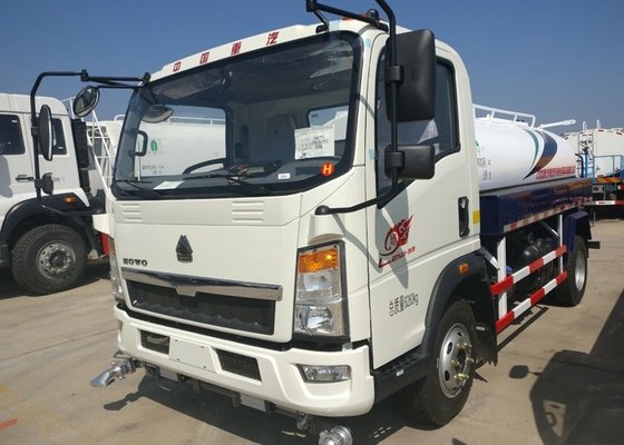 5 - 8CBM Water Tanker Truck With Light Truck Chassis LHD Steering 90km/H Max Speed