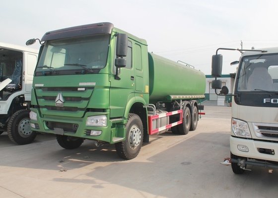 SINOTRUK Water Tanker Truck Ten Wheelers 6x4 Driving Type 17cbm Tank Volume