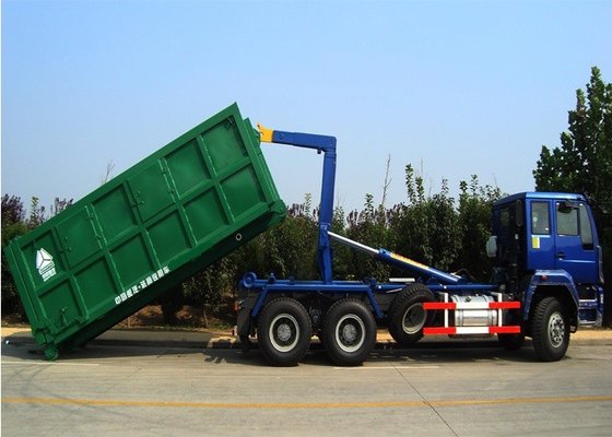 High Performance Solid Garbage Collection Trucks HW13710 Transmission