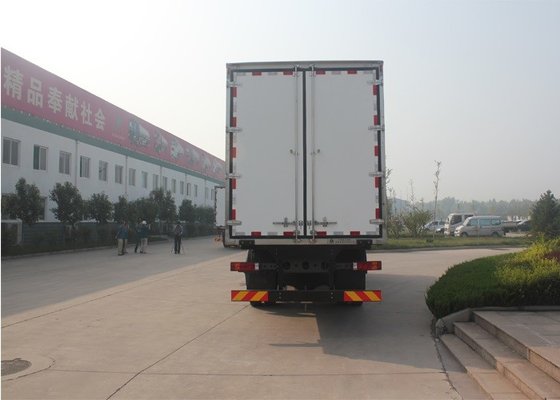 7T Refrigerated Transport Trucks , Refrigerated Delivery Truck With 140HP Engine